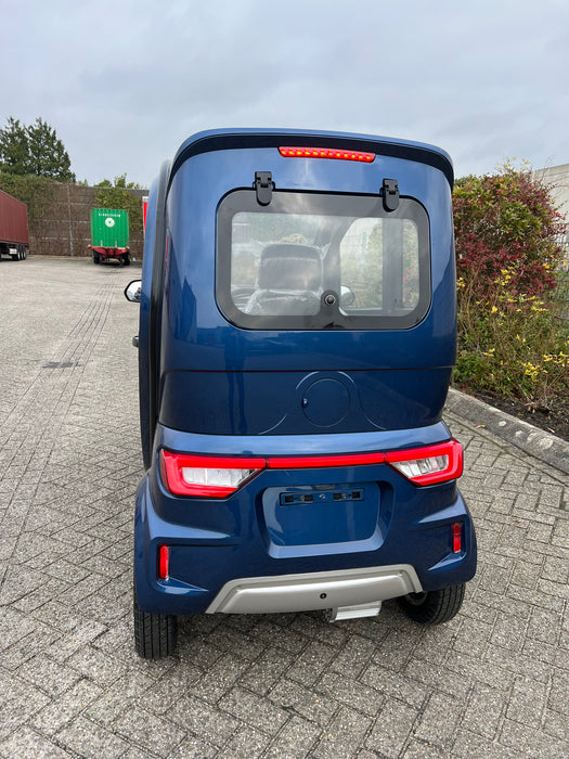 TTZ Electric invalidevoertuig - Overdekt invalidevoertuig - Canta auto ...