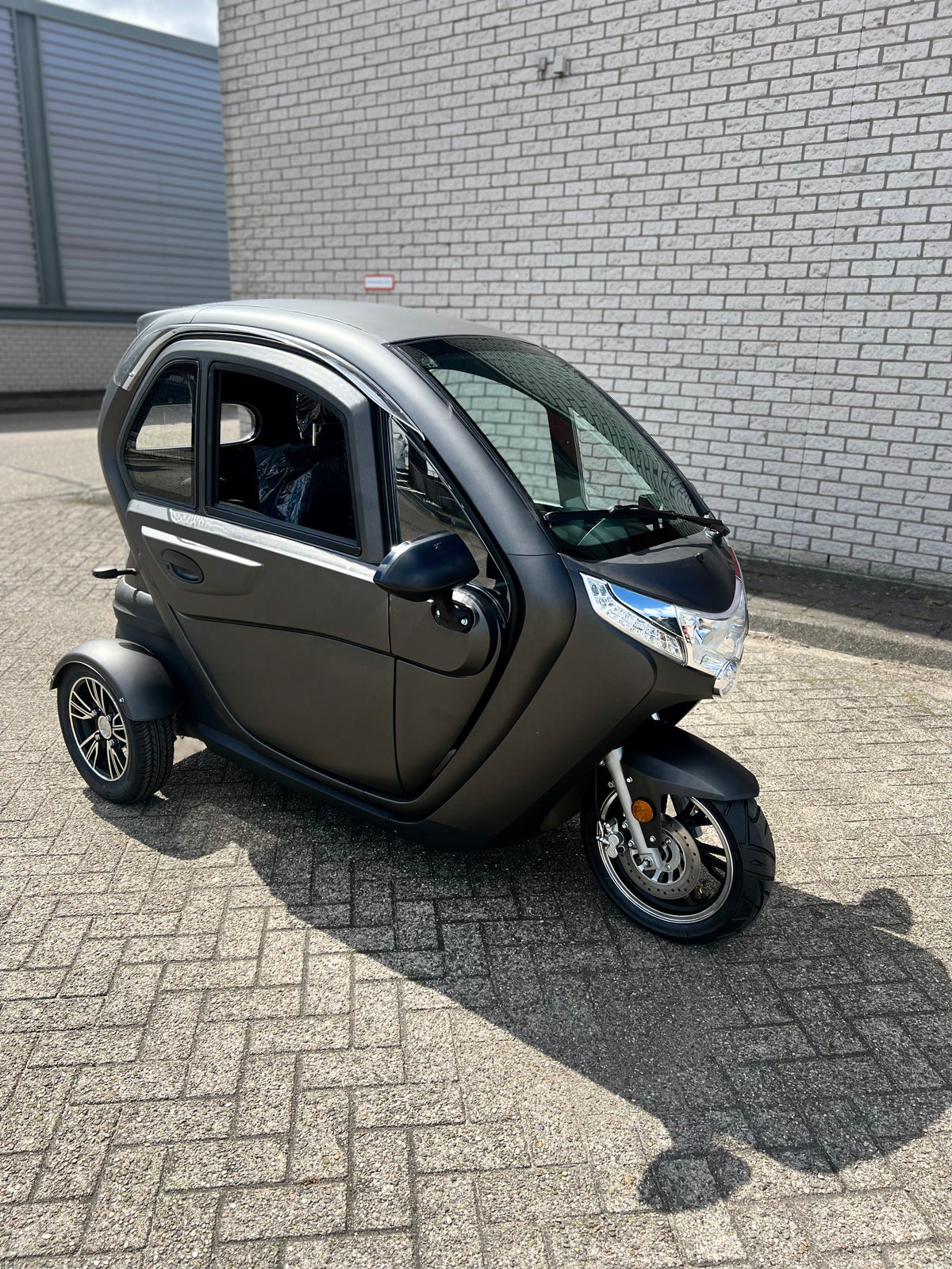 Elektrische overdekte 3 wiel Scootmobiel Vigorous— TotaalThuisZorg